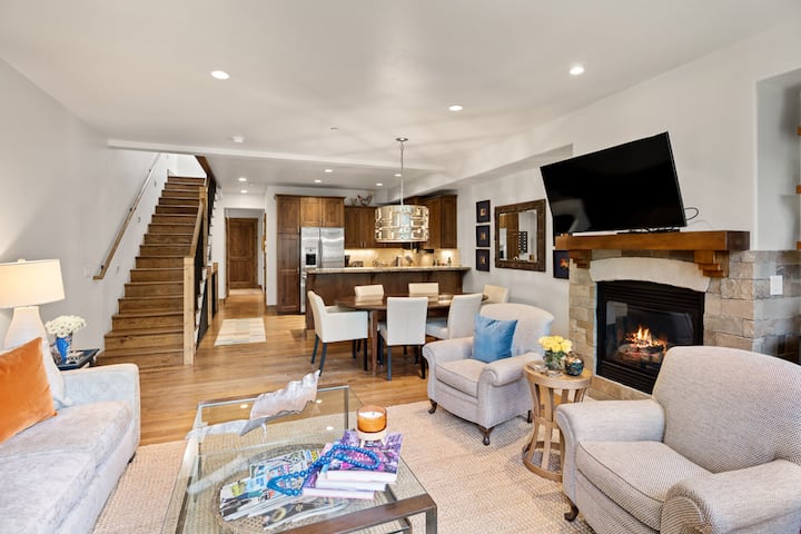 Elegant 3-bed Condo – Modern & Spacious - Basalt, CO