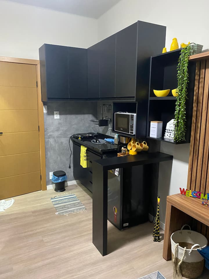 Studio No Largo Do Machado Perto Do Metrô E Praia. - Rio De Janeiro