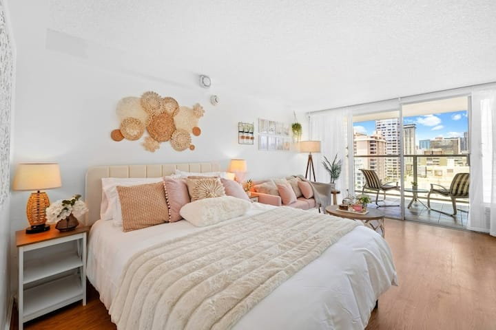 15thflr Aesthetic Lovely & Bright Cozy Studio - Honolulu
