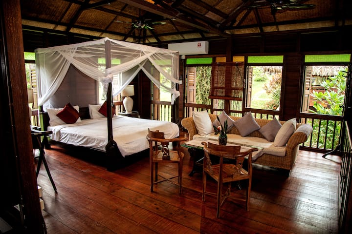 Sunset Valley - Field House - Langkawi