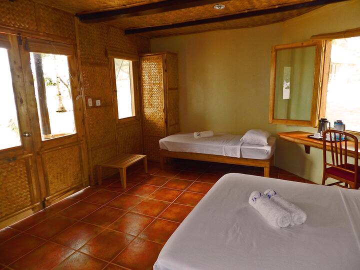 Cashew Grove Beach Resort - Busuanga