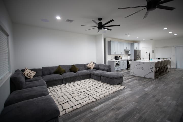 Sunsetter | Spa| Fire Pit| River| Casino Views! - Laughlin, NV