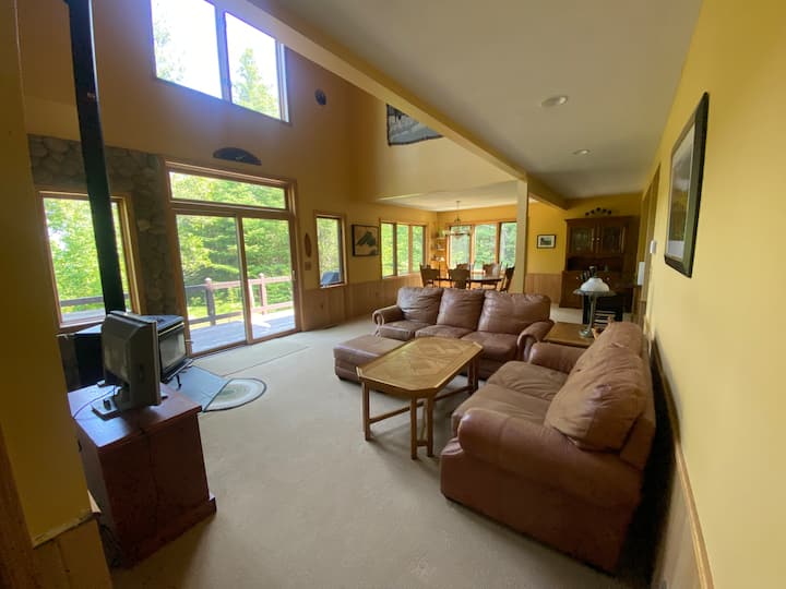 Gitchi Gumee Ecolodge - Porcupine Mountains, MI