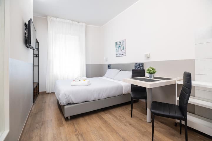 Camera Tua® J6 • Camera Con Bagno •Centro/ospedali - パドバ