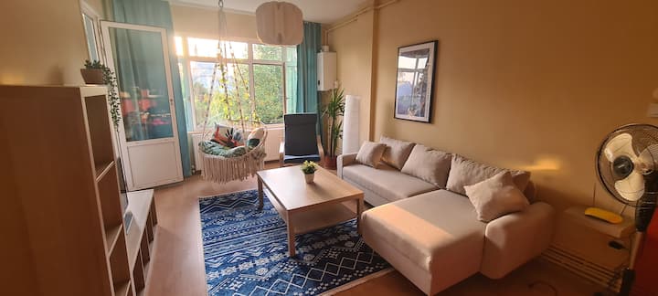 Airy Apartment W/ An Open View - Istanbul