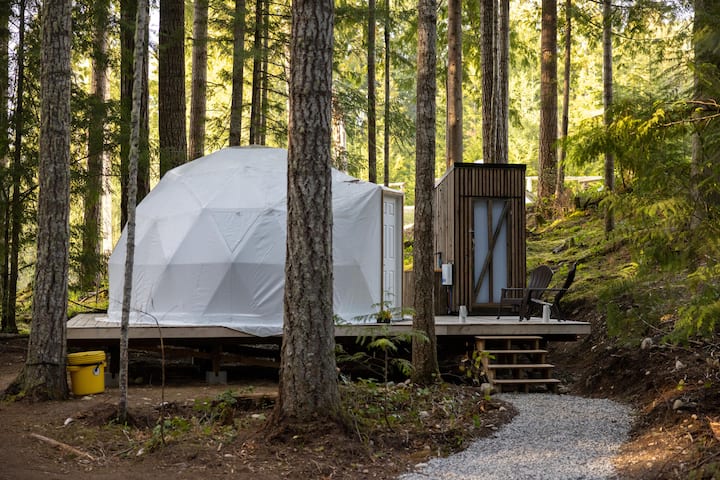 Stay Wilder Forest Domes - Sechelt