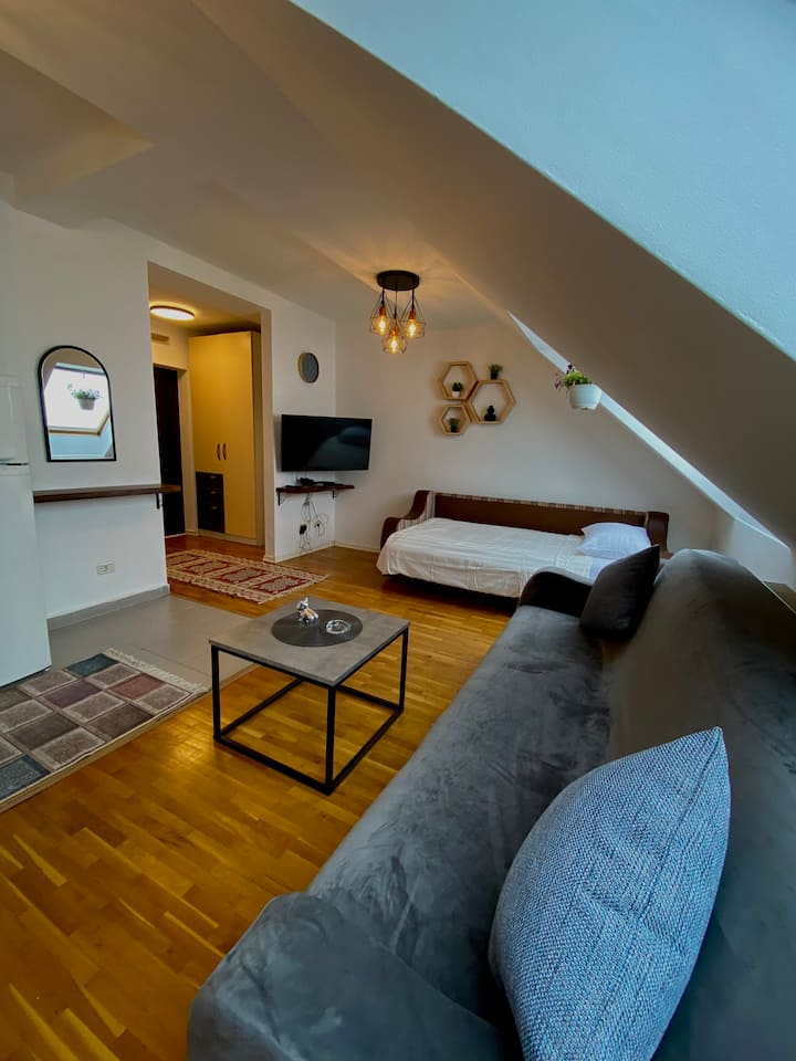 Kent Studio - Kosovo
