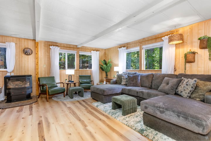 Private Cabin - Hot Tub & A/c, Near Mt Rainier - 애쉬포드