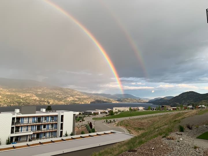 Skaha Lake View Condo - Penticton
