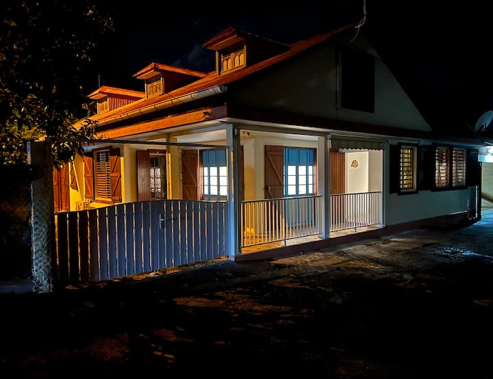 Kaza Ohana Proche De Malendure - 2 à 11 Personnes - Guadeloupe