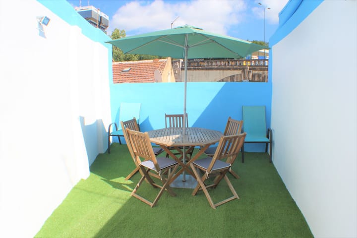 Terrace - City Center - New - Amadora