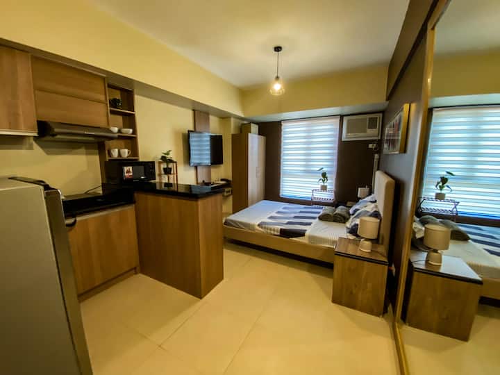 Condo W Great View @ Avida Riala, Cebu It Park - Cebu City