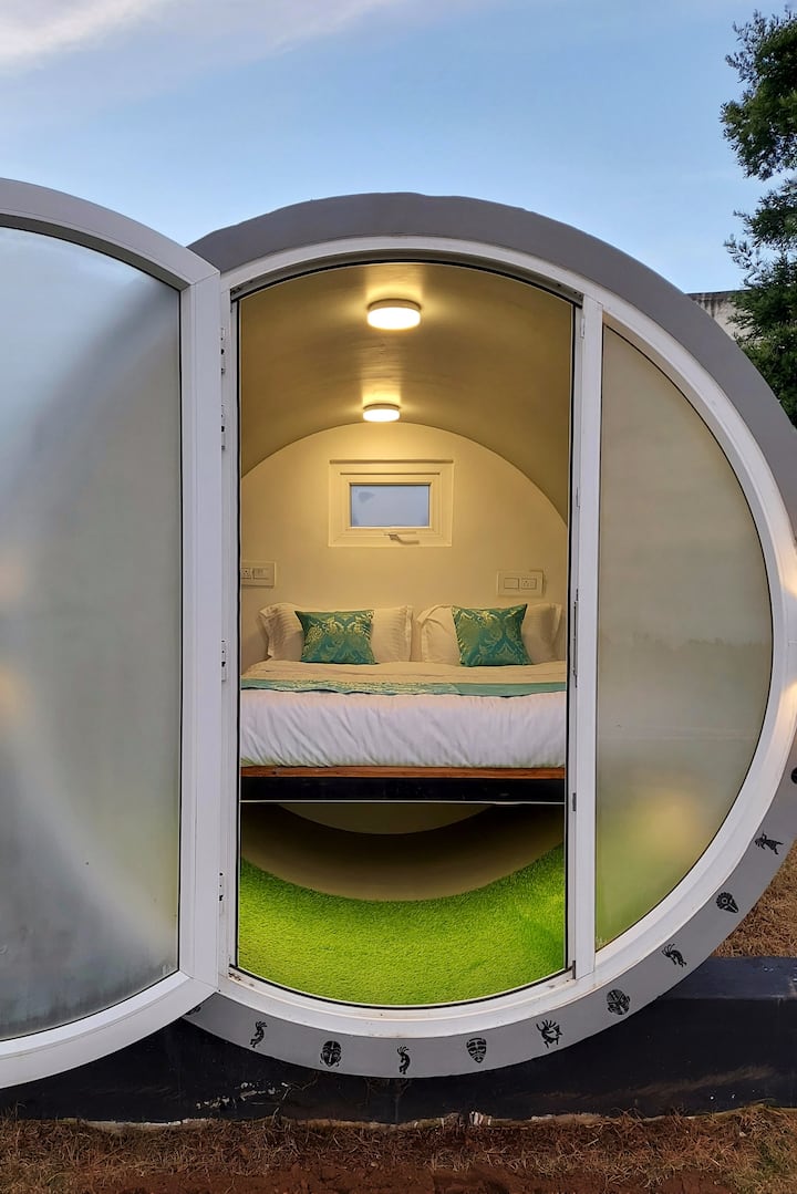 Futuristic O Shaped Cabin (2) - Ooty