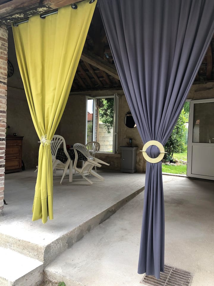 Appartement F3 De 80m² Indépendant Dans Maison - Romilly-sur-Seine