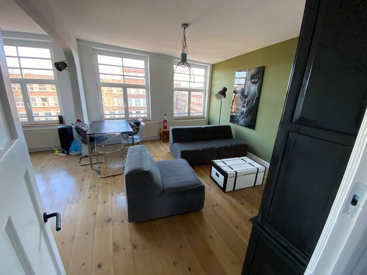 Bright & Modern Apartment - Amsterdam