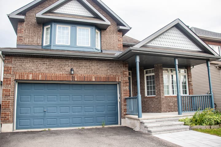 Beautiful Airbnb 5 Minutes From Ottawa Airport - Ottawa