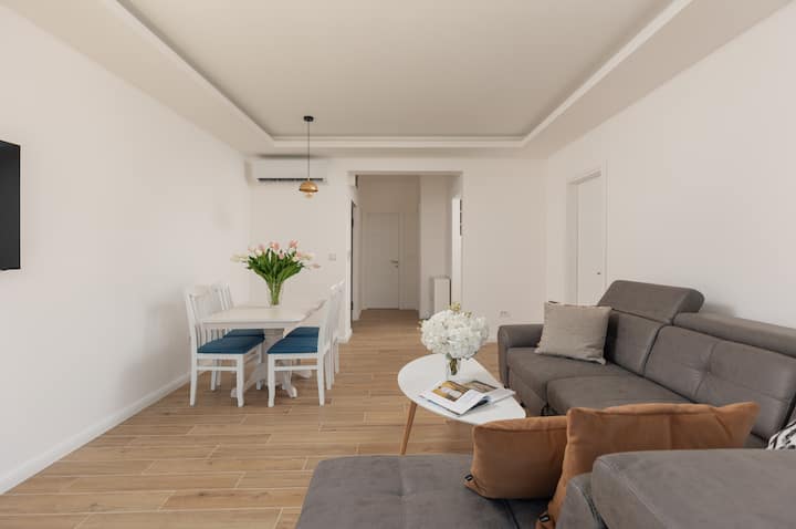 Berge Apartment 3 - Kotor