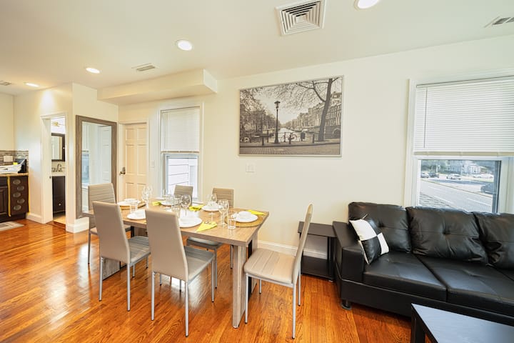 Boston 4br W/parking | Near Beach & Downtown 988 - Boston, MA