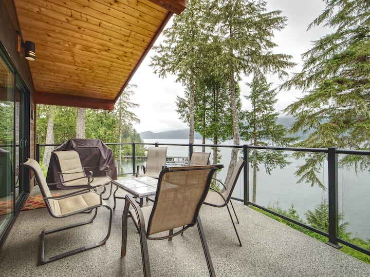 Going Coastal A | Oceanfront| Pet Friendly - Port Renfrew