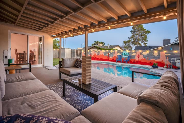 Family Oasis W/ Pool, Patio & Dog-friendly Yard - Phoenix, AZ