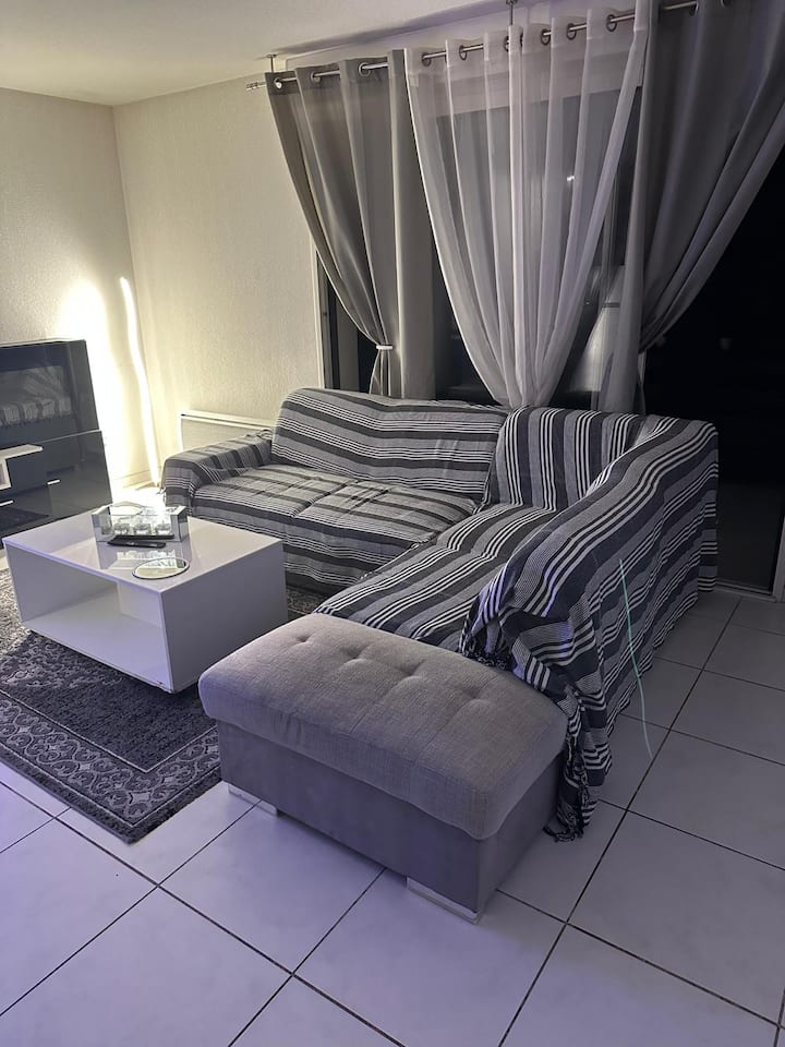 Apt Entier Chez Bouchra - Montpellier