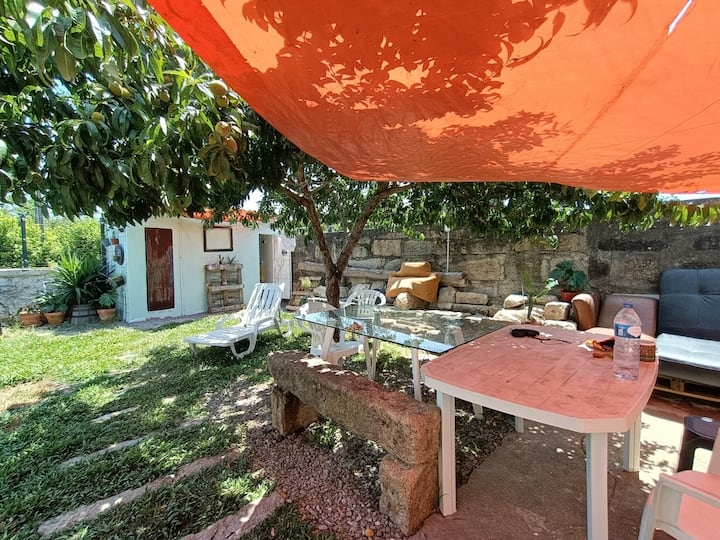 Agra Pet Campsite Vi (No Tent) - Maia