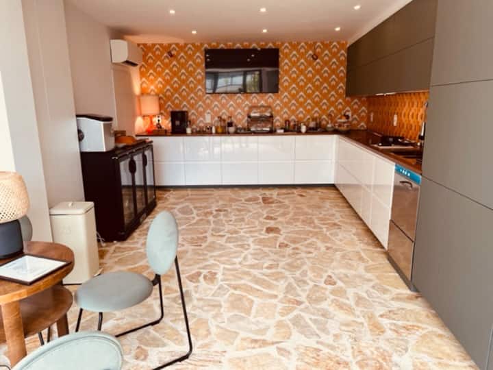 B&b 366 - Velvet Room - Gelsa