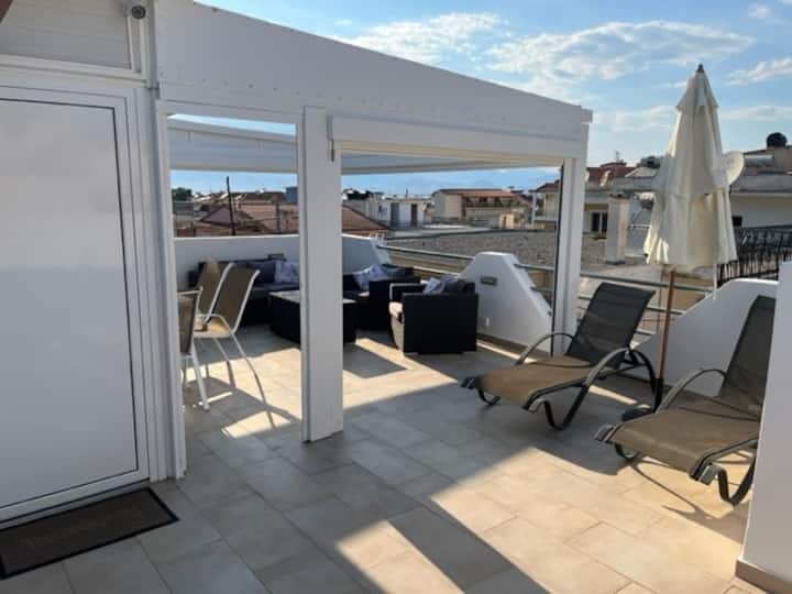 Nafplio Rooftop Terrace Views Of Palamidi Castle - Нафплион
