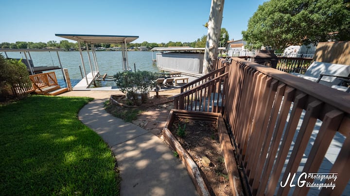 Lakeside Landing - Granbury, TX