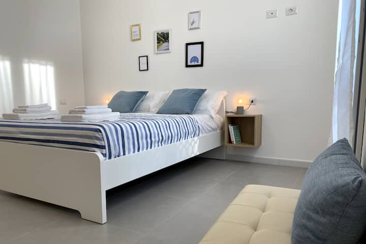 Appartamento Moderno Con Balcone E Due Bagni - Cagliari