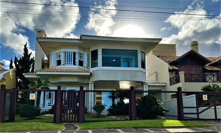 Atlântida De Frente Para O Mar! - Capão da Canoa