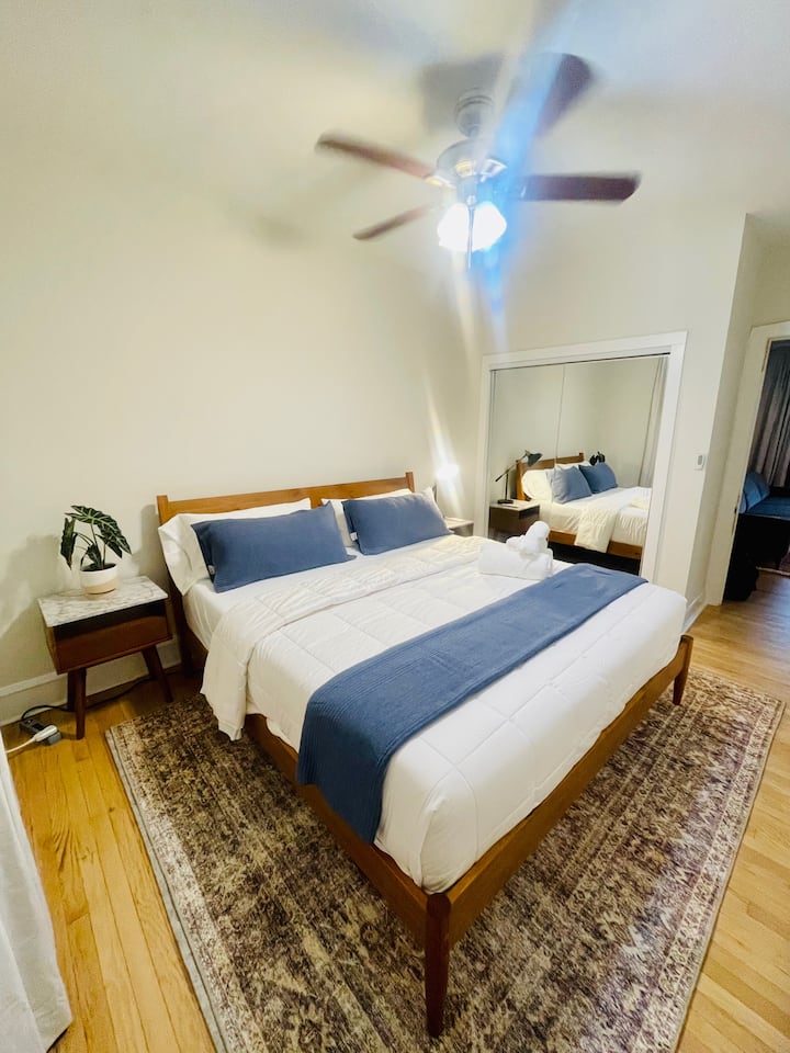 Cozy Retreat In The Heart Of Chicago - Cicero, IL