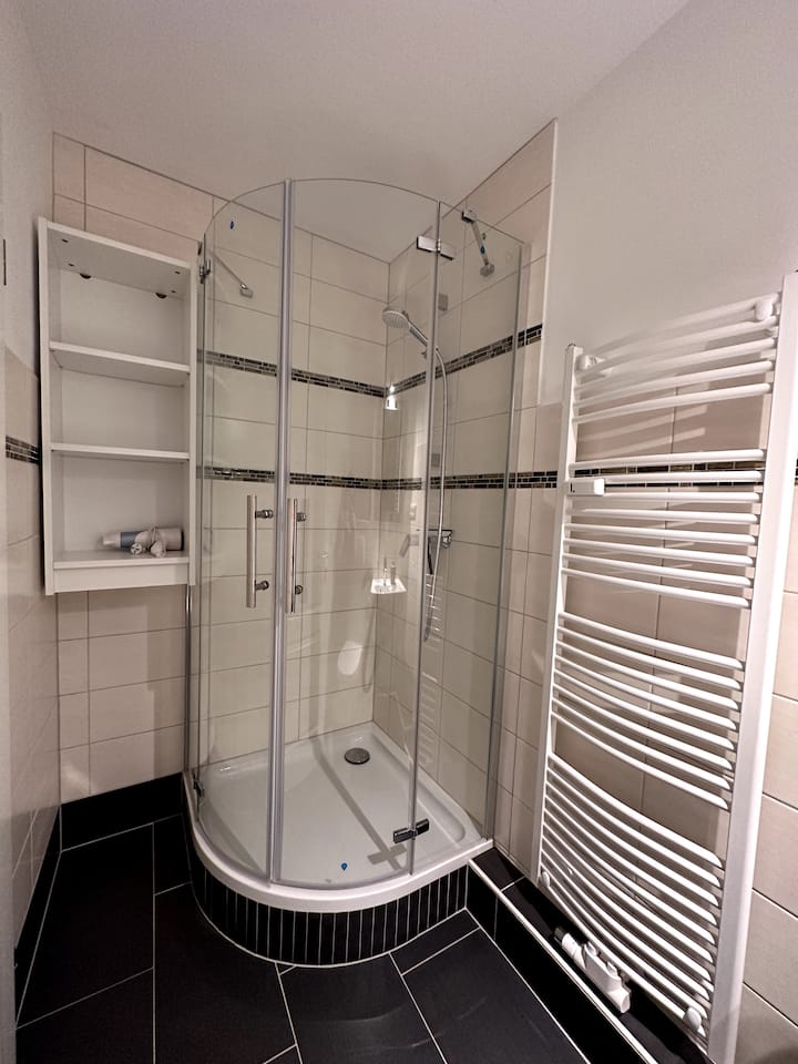 Cozy Apartment. Free Parking - Lübeck