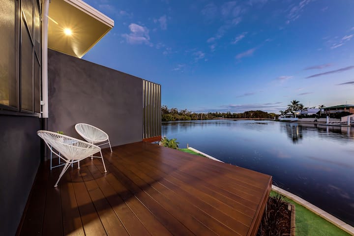 Waterfront Weekender - Mooloolaba