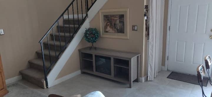 Cool Loft Condo Near Summerlin - Las Vegas, NV