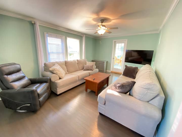 Oasis With Pool, Firepit; Summer - Winter Rentals - Ocean Grove Beach, NJ