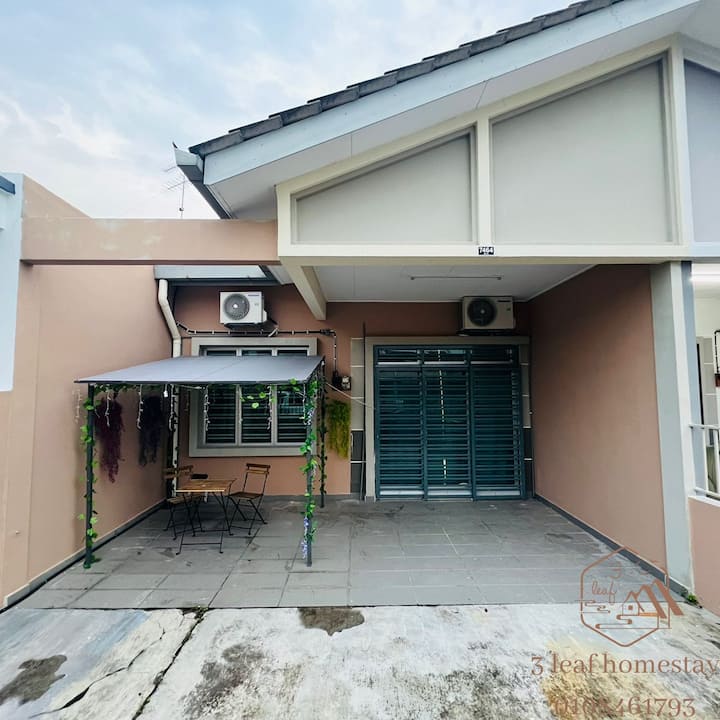 Kulai 3b2r Indahpura Landed House Near Jpo - Kulai