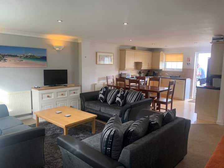4 Bedroom /3 Bathrooms Huge Discounts Over 7 Night - Lusty Glaze Beach