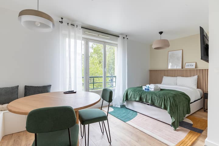 Buttes-chaumont : Charming Studio Bail Mobilité - Paris