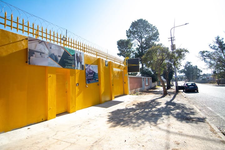 Peaceful Lodge - Johannesburg South