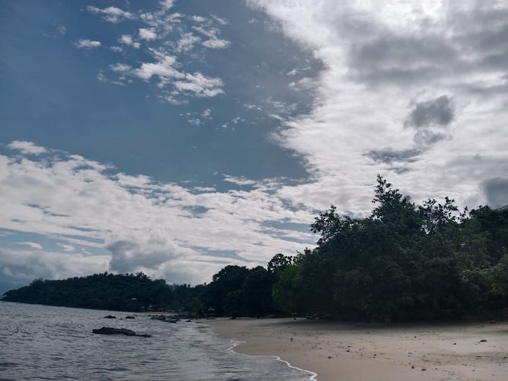 A Place Like A Paradise - Pinamalayan