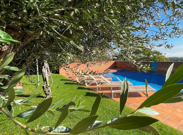 Luxurious Holiday Villa With Pool Near Costa Brava - L'Estartit