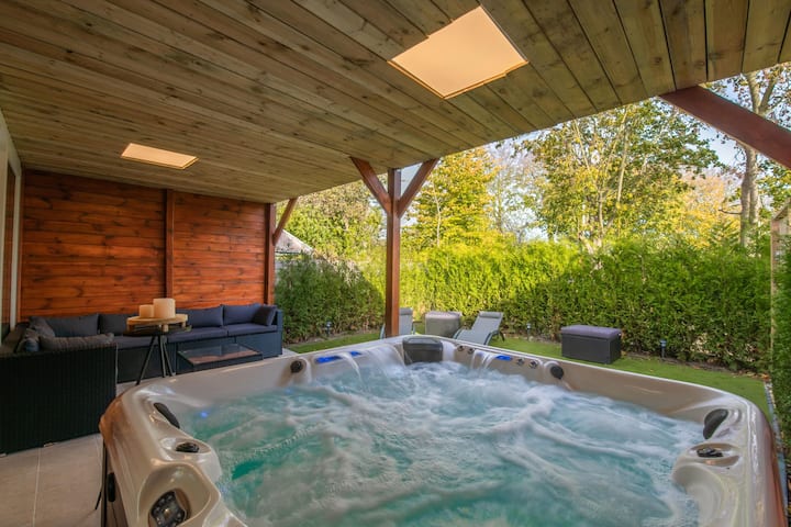 Wellness Studio Tiel With Sauna And Jacuzzi - Tiel