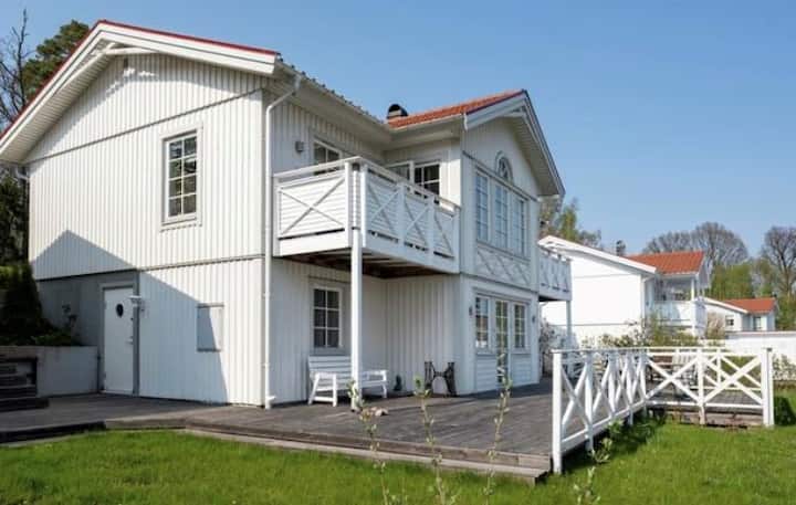 Spacious Family Villa In Stockholms Archipelago - Vaxholm