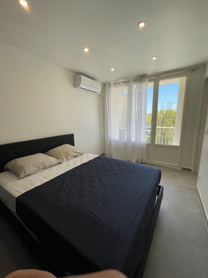 Appartement Climatisé à 300m De La Plage - Fréjus