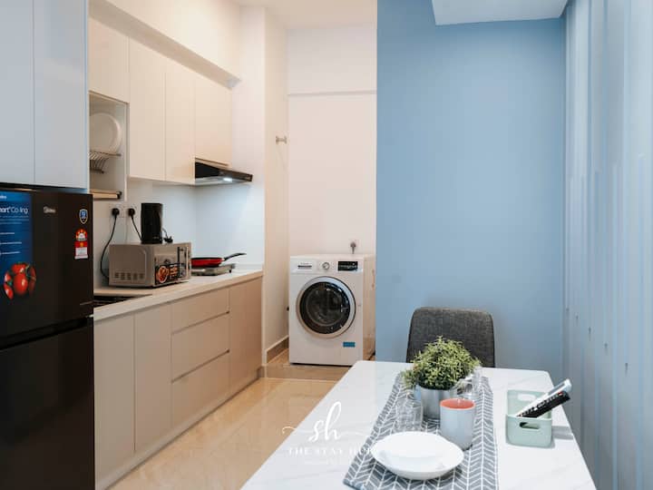 The Colony Klcc View Sky Pool_heartwarming Cb1106b - Kuala Lumpur