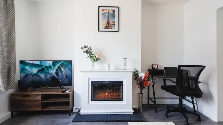 Comfy Home Near Preston City Centre - Sleeps 6 - Preston