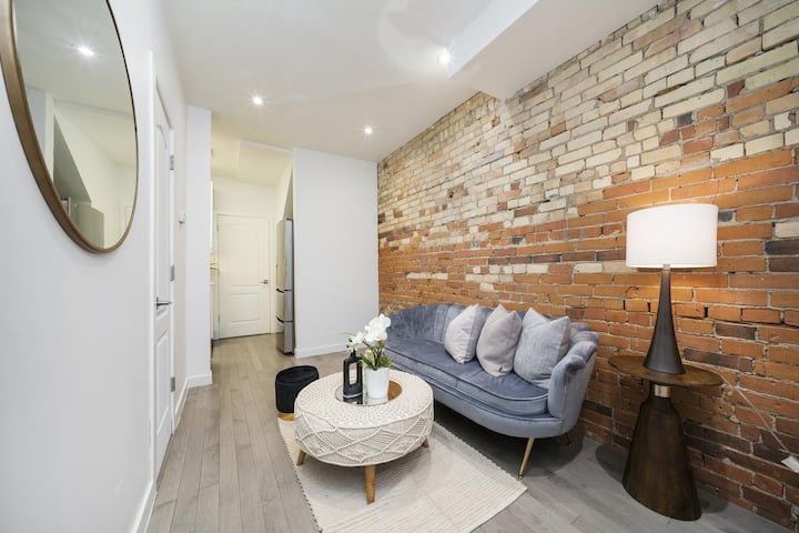 100 Walk Score Boutique Apt - Toronto