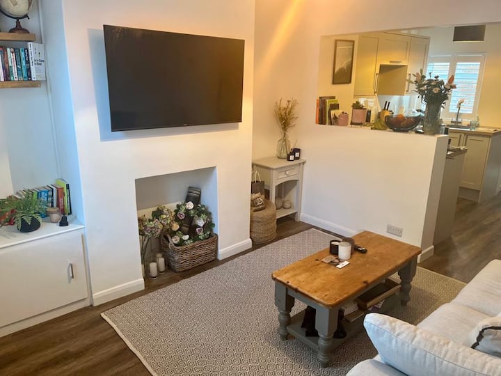 Terraced In Central Stamford - Stamford