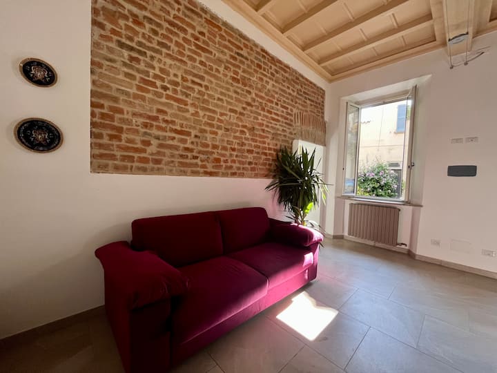 Dimora Boezio7, Cozy Place In Center With Parking - Pavia